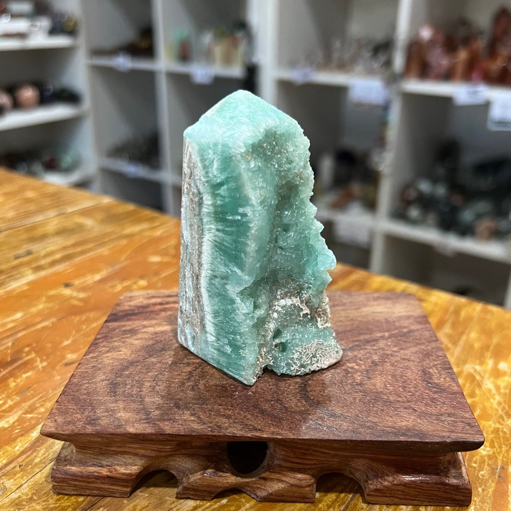 Smithsonite Raw Edge Tower – Crystals by Sisters